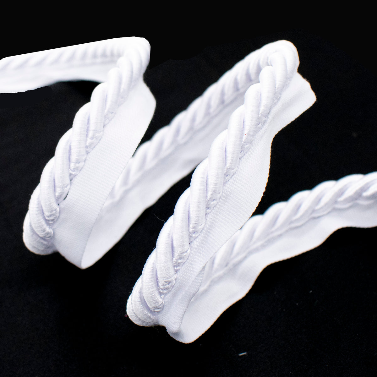 White Lip Cord Braid Piping Trim – Homecraft Textiles