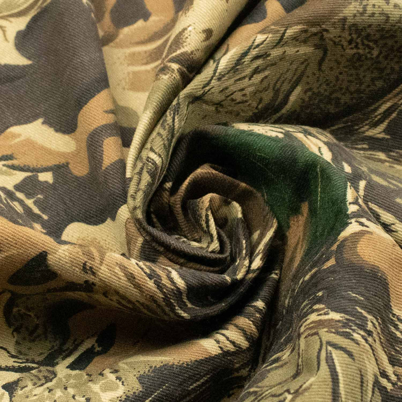 Camouflage/Army Leaves Cotton Blend Canvas Prints 120cm – Homecraft ...