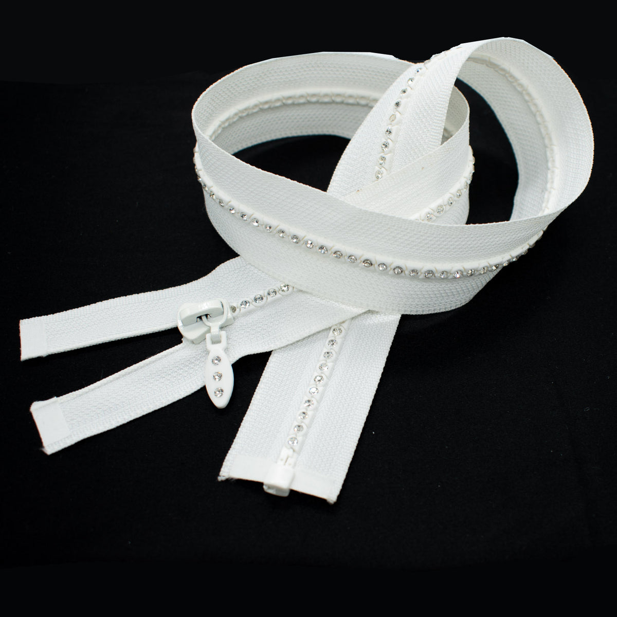 Open End Chunky Diamante Fashion Zip 60CM – Homecraft Textiles