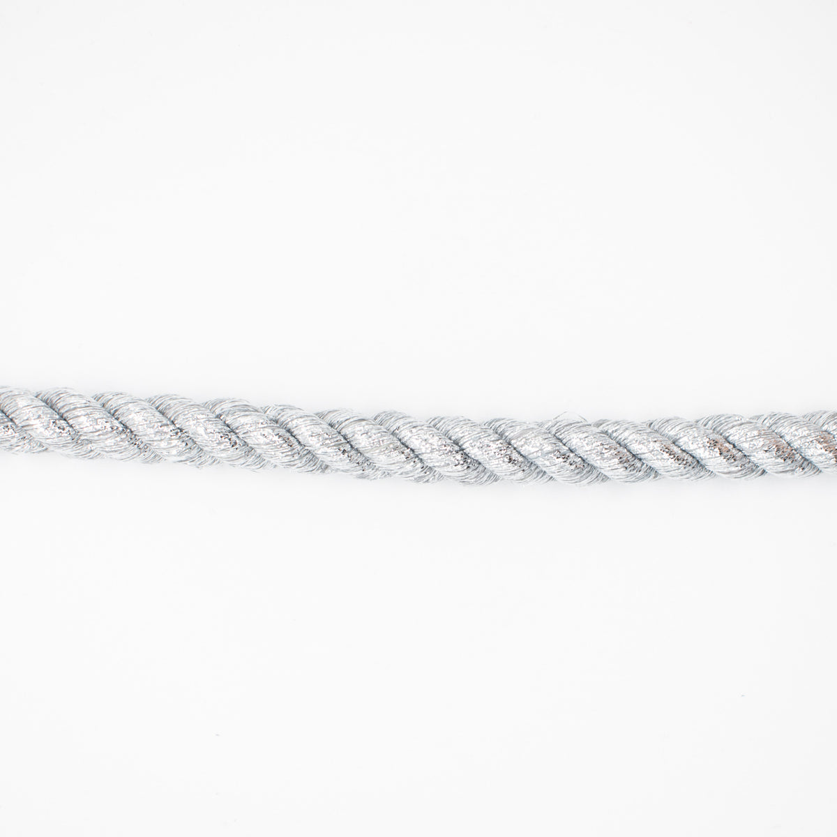 Simplicity Jumbo Metallic Silver Twisted Cord 13mm – Homecraft Textiles