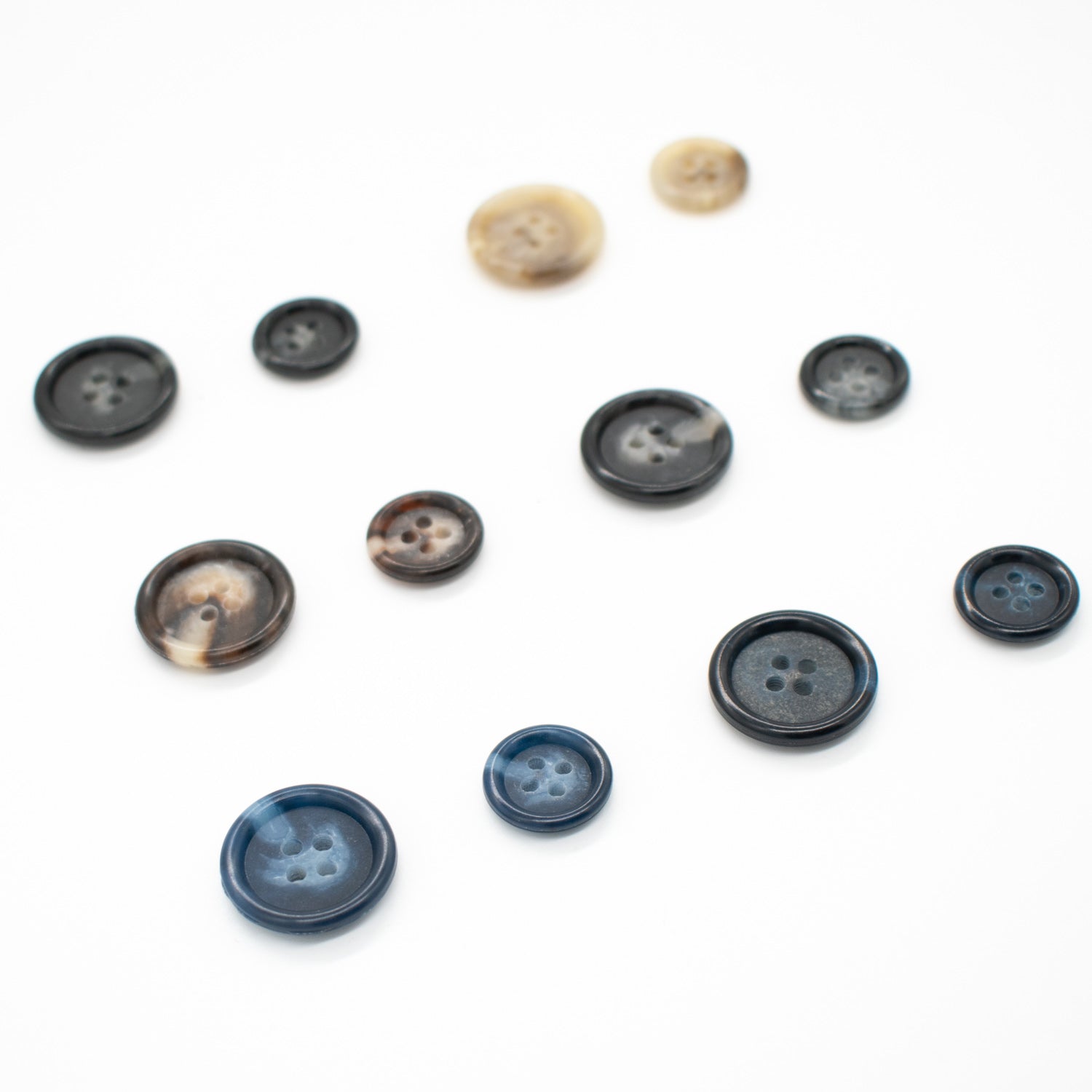 4 Hole Resin Horn Matte Centre Button – Homecraft Textiles