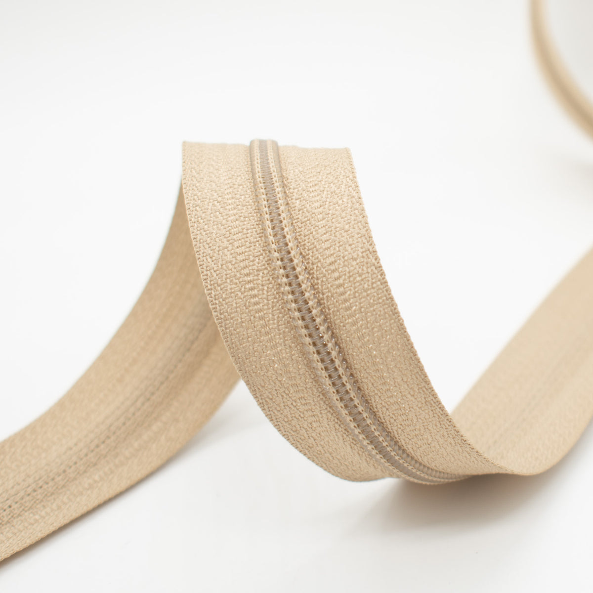 Continuous Zipping No.4 – Homecraft Textiles