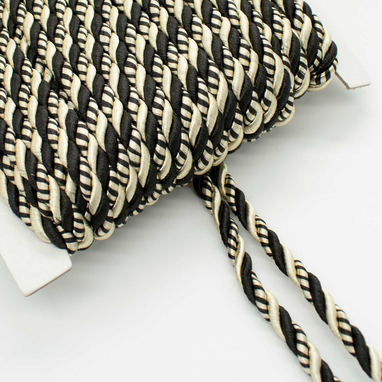 Twisted Cord/Braid 7mm – Homecraft Textiles