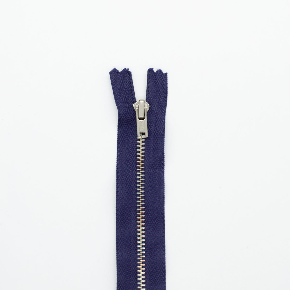YKK Closed End Metal Zip 59CM – Homecraft Textiles