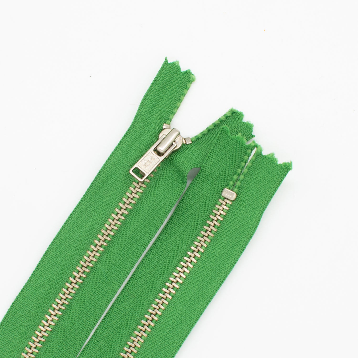 YKK Closed End Metal Zip 35CM – Homecraft Textiles