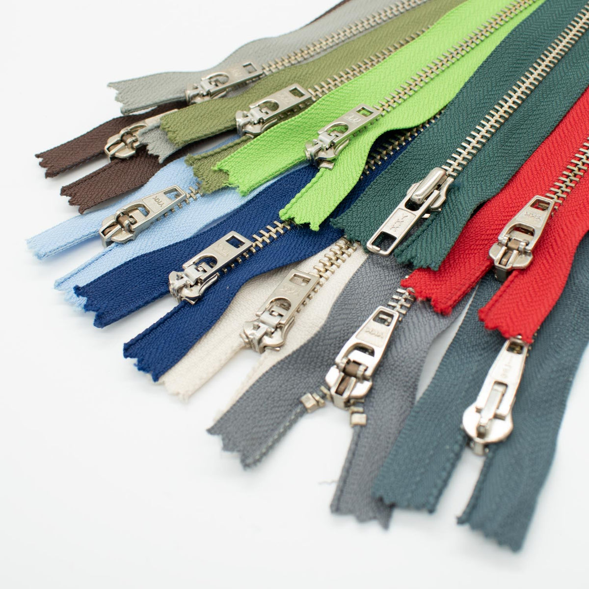 YKK Closed End Metal Zip 45CM – Homecraft Textiles